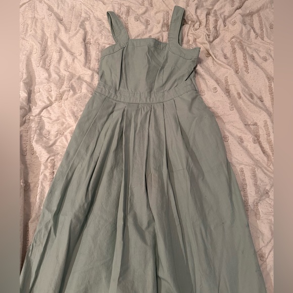 Universal Thread | Dresses | Universal Threads Midi Dress | Poshmark